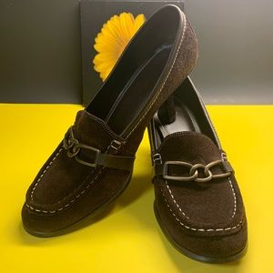 Apostrophe Shoes | Vintage Dark Red Raspberry Suede Heels | Poshmark